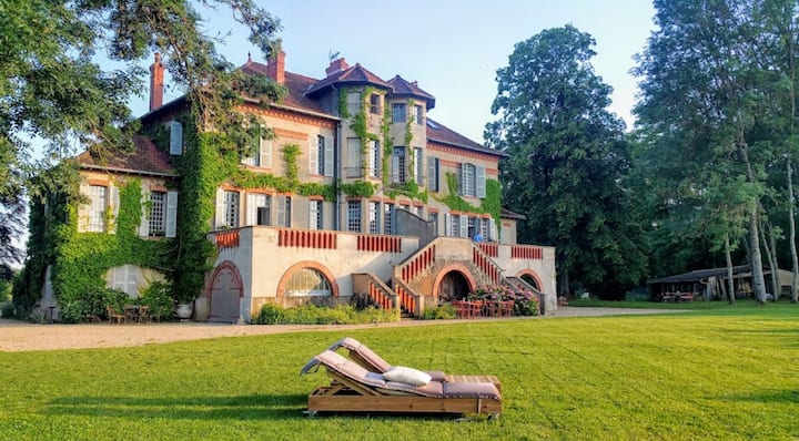 Herrschaftliches Haus Für Bis Zu 14 Gäste - Saône-et-Loire