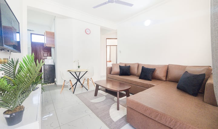 Cozy 2br|wi-fi|parking|balcony - 몸바사