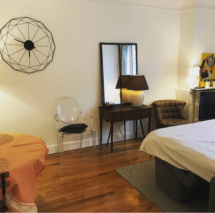 Cozy Apartment With Parking - Paris