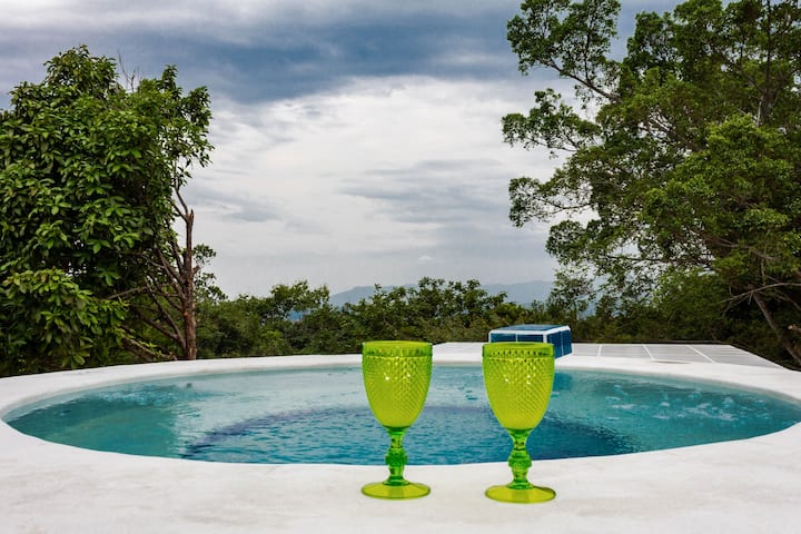 Casa De Montaña Equipada Con Jacuzzi, Wifi Estable - Carmen de Apicalá