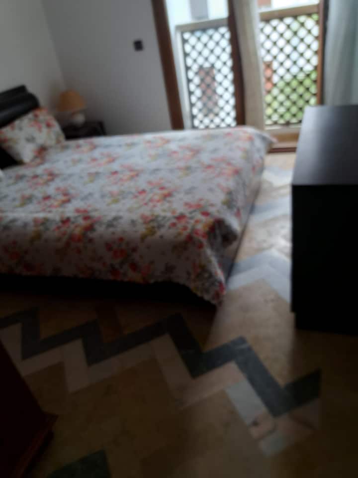 Leila - Larache