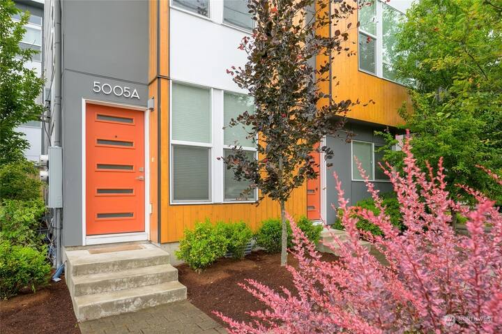 Modern Stay Minutes To Uw/uvillage/husky Stadium - 西雅圖, WA