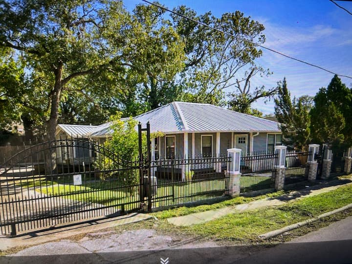 Greater Eastwood Unit 3 - Houston, TX