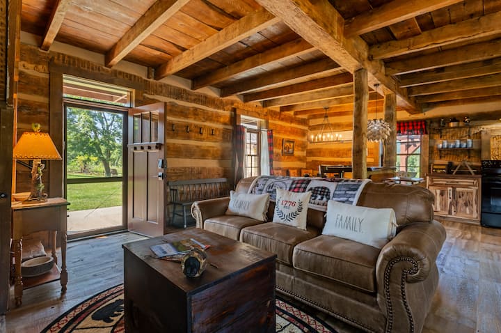 Quiet1774logcabin_mountainview_games_firepit - Cowans Gap State Park, Fort Loudon