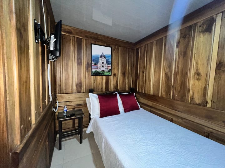 Habitación Baño Privado Y Cocina - Manizales