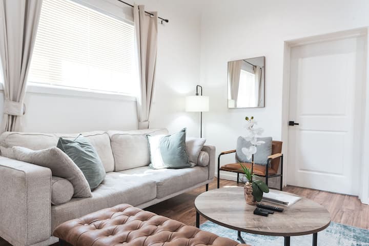 2) 3bd/1bth Stylish Duplex Near Dtla/k-town - Arts District - Los Angeles