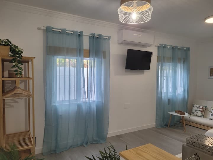 Apartamento Jacuzzi Blanco - El Bosque, España