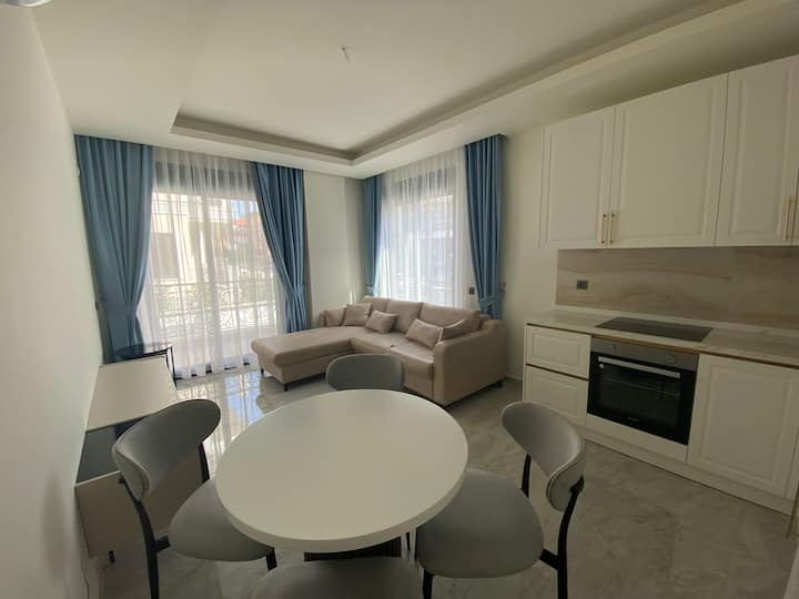 Stylish Apartment Near Cleopatra Beach - Alanya