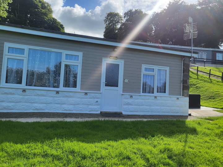 The Little Grey Chalet - Clovelly