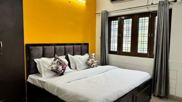 Cherry 3bhk By Wabi Sabi Stays Near Pacific Mall - Dehradun