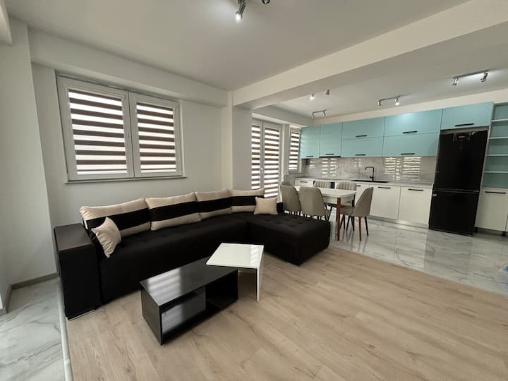 Ground Floor Modern 4 Person Apartment In Ohrid - Ohrid