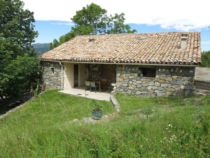 Gîte Familial Dans Les Montagnes - Selonnet