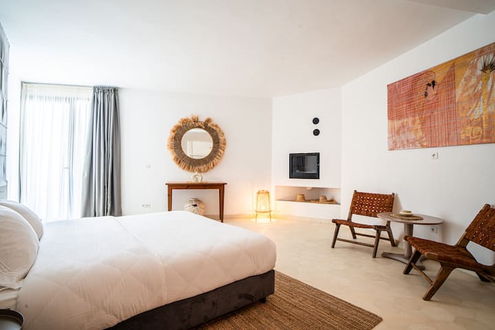 Mar | Ocean View + Pool • Exclusive Retreat - Tangier, Morocco