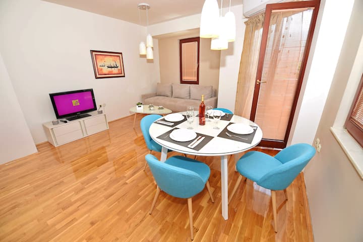 Si Apartment 2 Ohrid With Free Parking. - Ohri