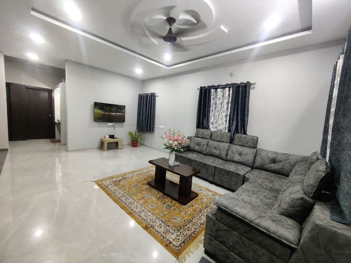 Pitruchaya 5bhk Home Stay - Nashik