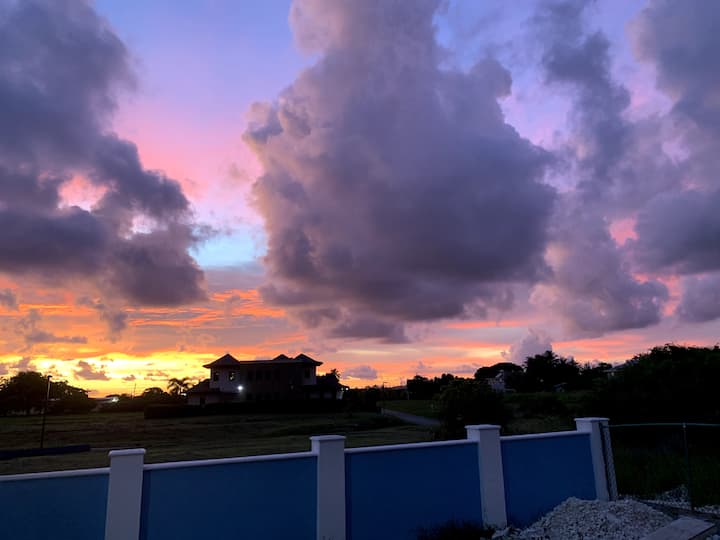Modern 5 King Bed Villa Near Beach - Sunset Patios - Barbados