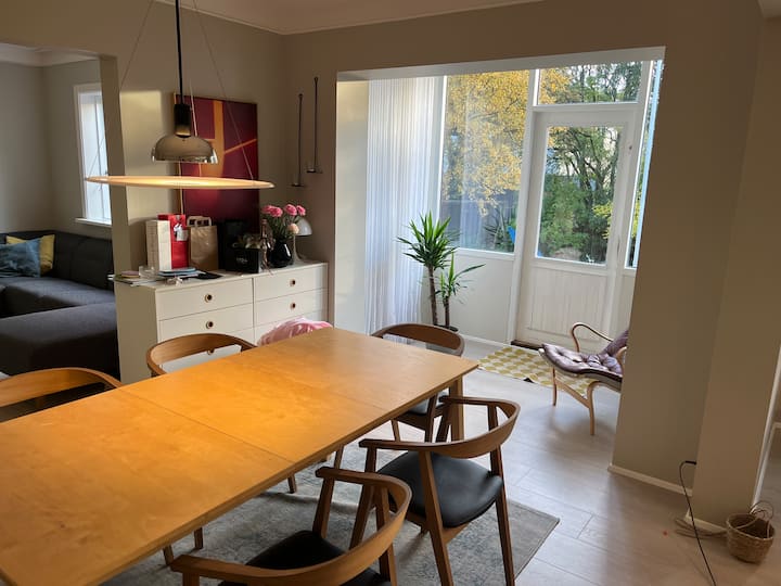 Amazing Two Story Condo In Vesturbær - Reykjavík