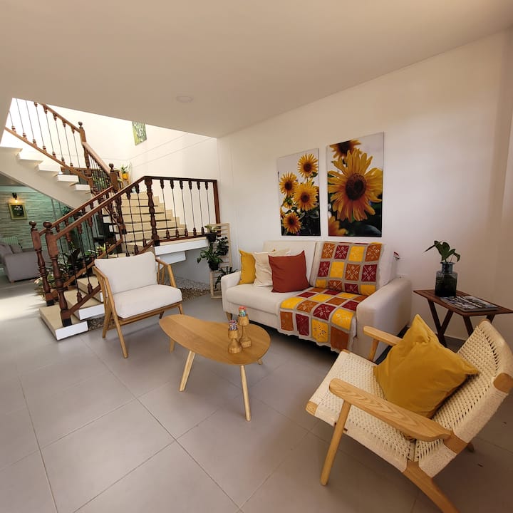 Confortable Casa En Condominio Colonial En Curití - Curití
