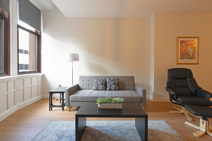 The Hazlitt-two Bed Apartment - Paisley