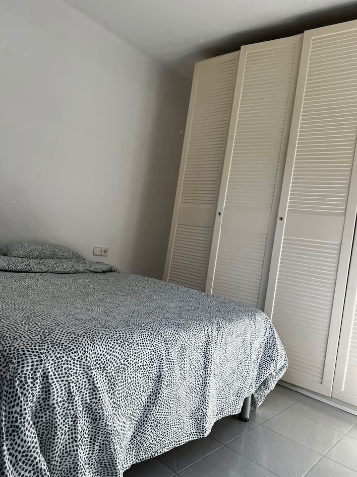Apartamento Centro En Metro - Cornellà de Llobregat