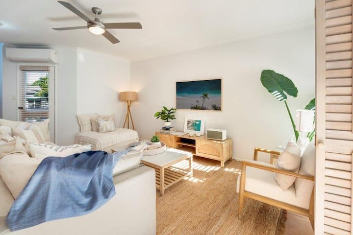 The Sunshell Sanctuary ~ One Min To Noosa River - Noosa Heads