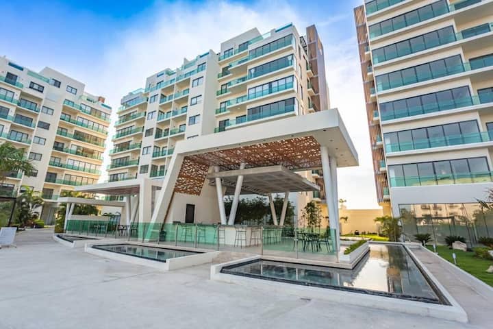 Paradise Escape | Walk To Beach & 5th Ave - Playa del Carmen