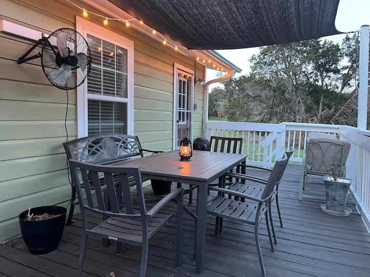 Canyon Lake Stays - Canyon Lake, TX