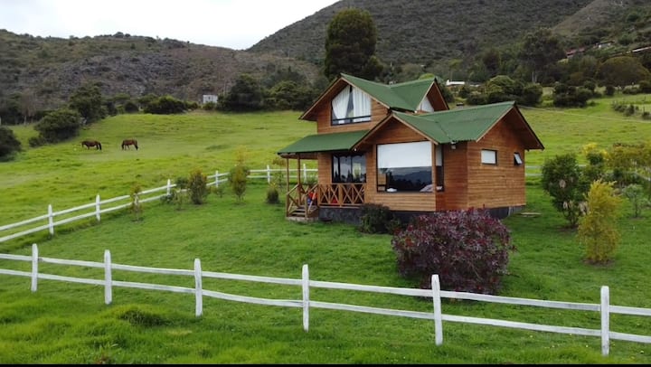 Elegante Chalet Familiar - Guatavita