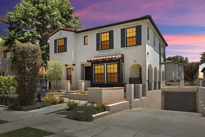 Luxury Charming Pasadena Townhome In Prime Spot! - Pasadena, CA