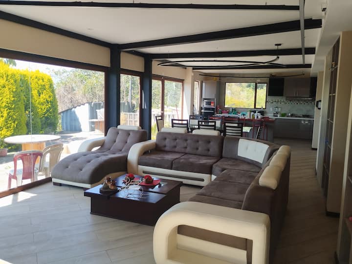 Quinta El Descanso Uyumbicho - Cotopaxi