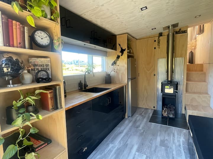 Charming House Truck Retreat! - Palmerston North