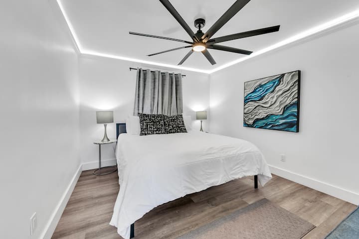 Beach Bungalow-golf Cart! - Destin, FL