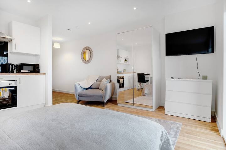 New! Media City 1br Free Wifi - Manchester