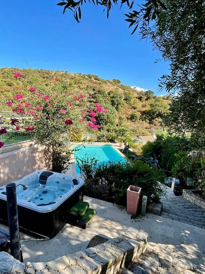 Villa Avec Piscine à Ajaccio - Ajaccio