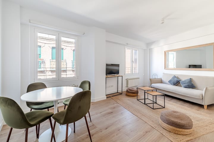 Apt. 1br Spacious Cuzco By Ch - Madrid