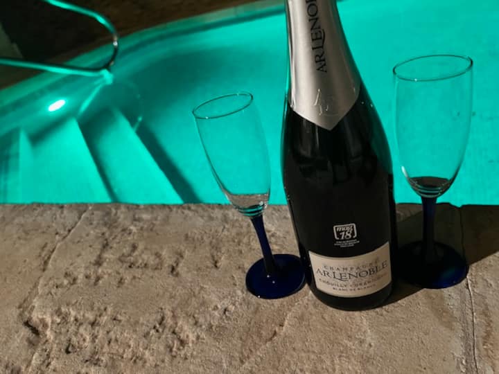 Charming Bungalow & Private Heated Pool - Torrevieja