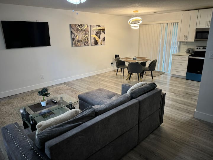 Private And Cozy Home, Game Room - Spartanburg, SC