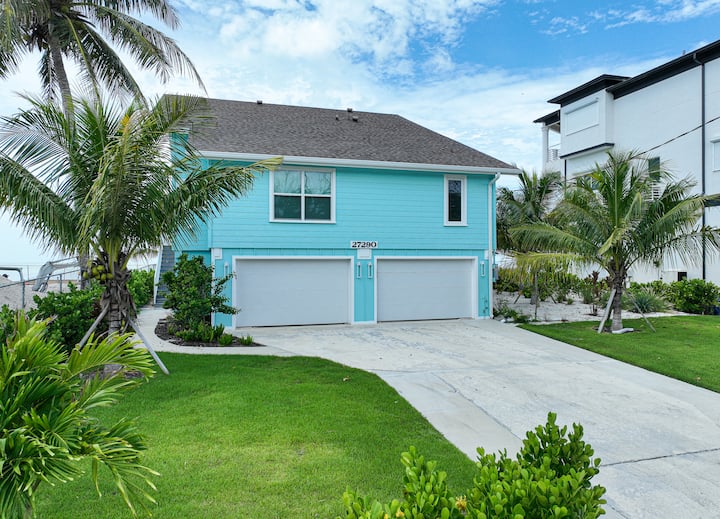 Sunset Direct Gulf-front Luxury | 4+br | Elevator - Bonita Springs, FL