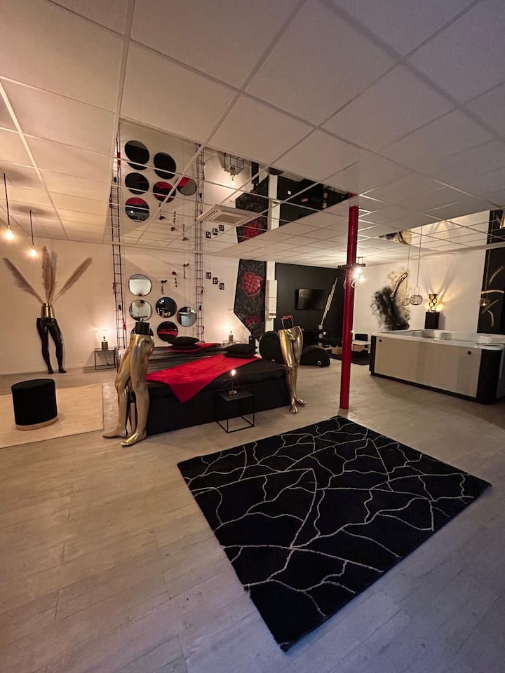 L'escapade Sensuelle, La Love Room D'epernay - Épernay