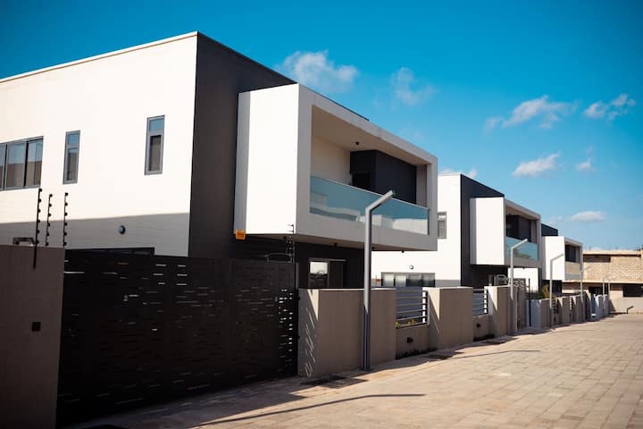Villa In A Gated Community - Accra