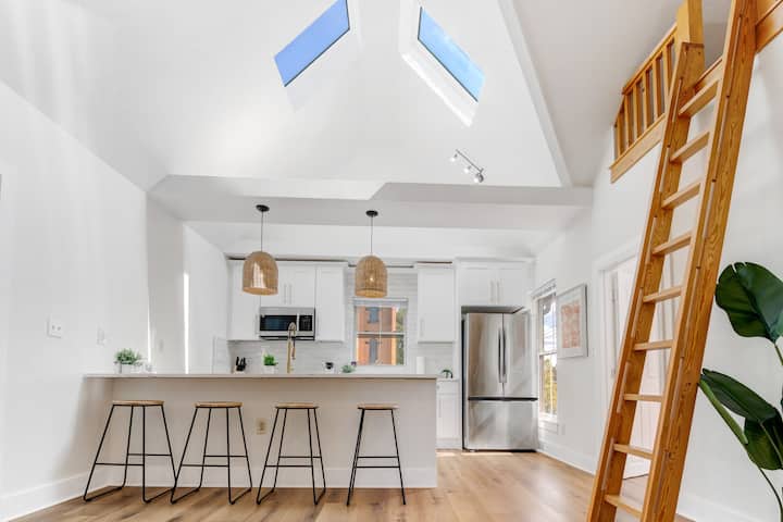 Heart Of Tremont 4 Bd W Balcony - 克里夫蘭