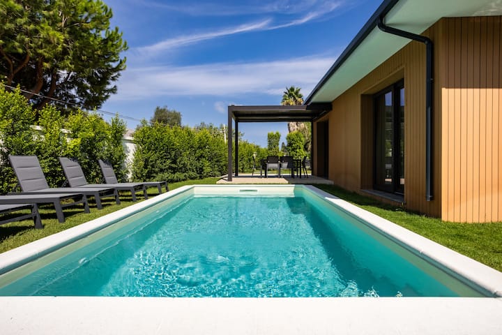 Luxury Jacuzzi Villa Atena - Isola delle Femmine