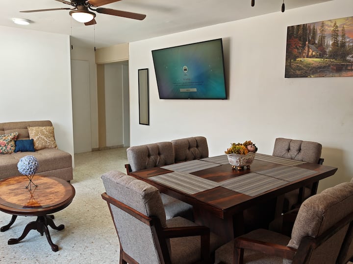 Casa En Zona Financiera - Tv65" - Zapopan