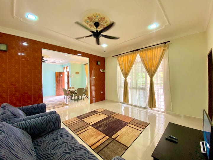Umee Homestay - Kuala Terengganu