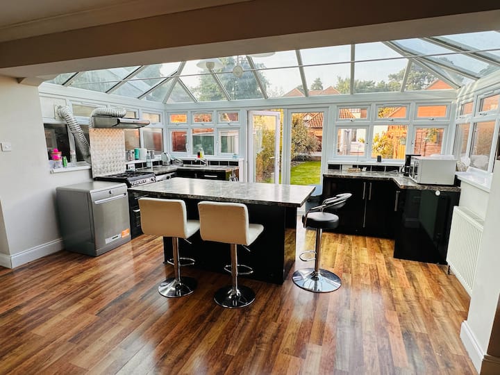 House 5 Min Walk To Alliance Twickenham - Twickenham