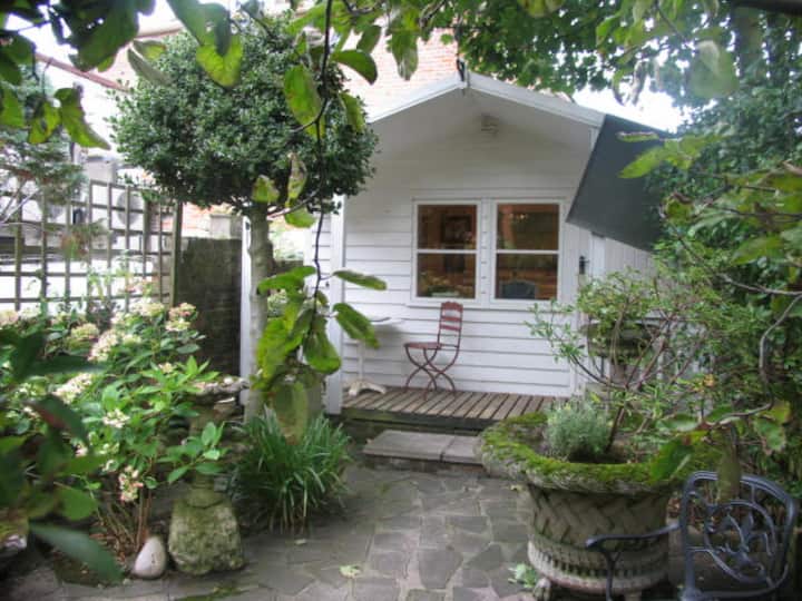 Studio - Long Let - En Suite & Kitchenette - Colchester