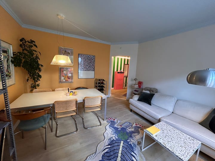 Skøn 2-værelses Lejlighed I Hyggeligt Kvarter. - Copenhague
