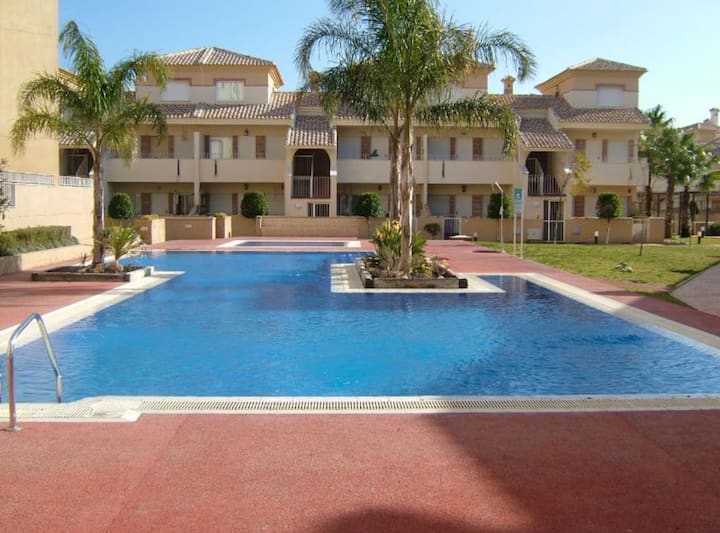 3bed Townhouse With Shared Pool - Los Alcázares