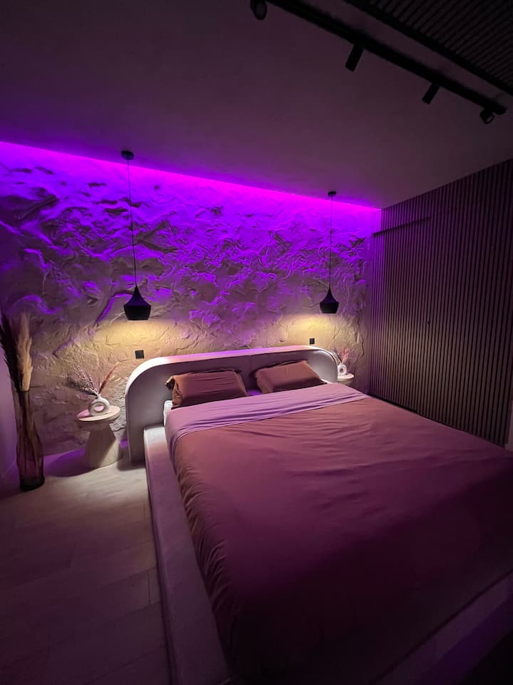 Harmony Room · Suite Romantique Avec Balnéo - Angers
