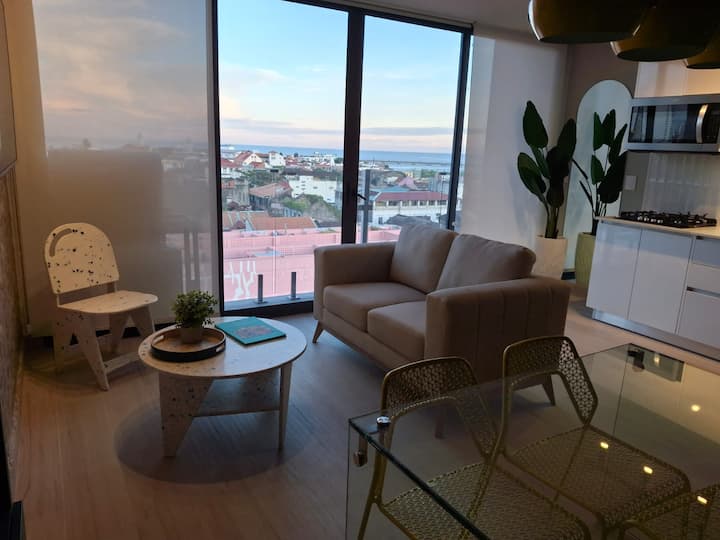 Modern Oasis, Views, Pool & Coworking - Panama